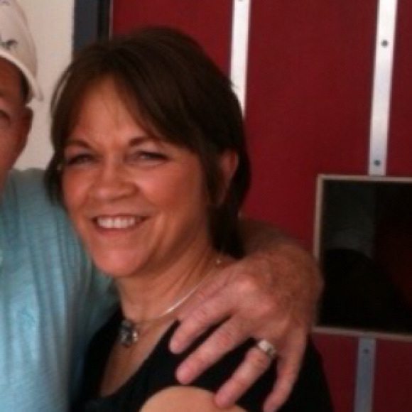 Dawna's Closet (@dawnaharris) | Poshmark